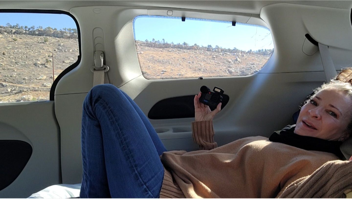 Van Tour of Minivan – Miles in America